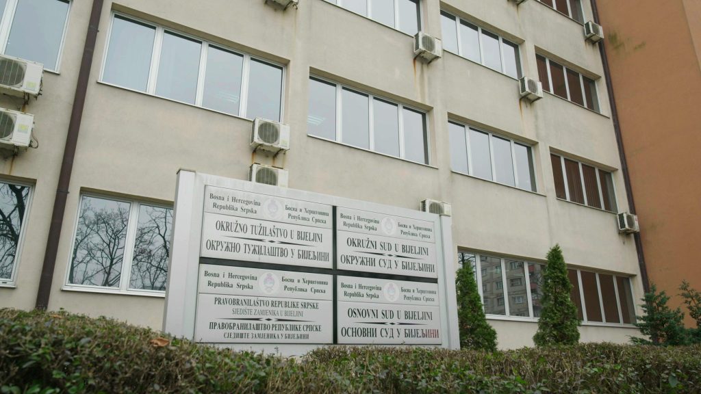 Neustavni pojmovi ostaju u registru, stranke na izbore izlaze pod ...